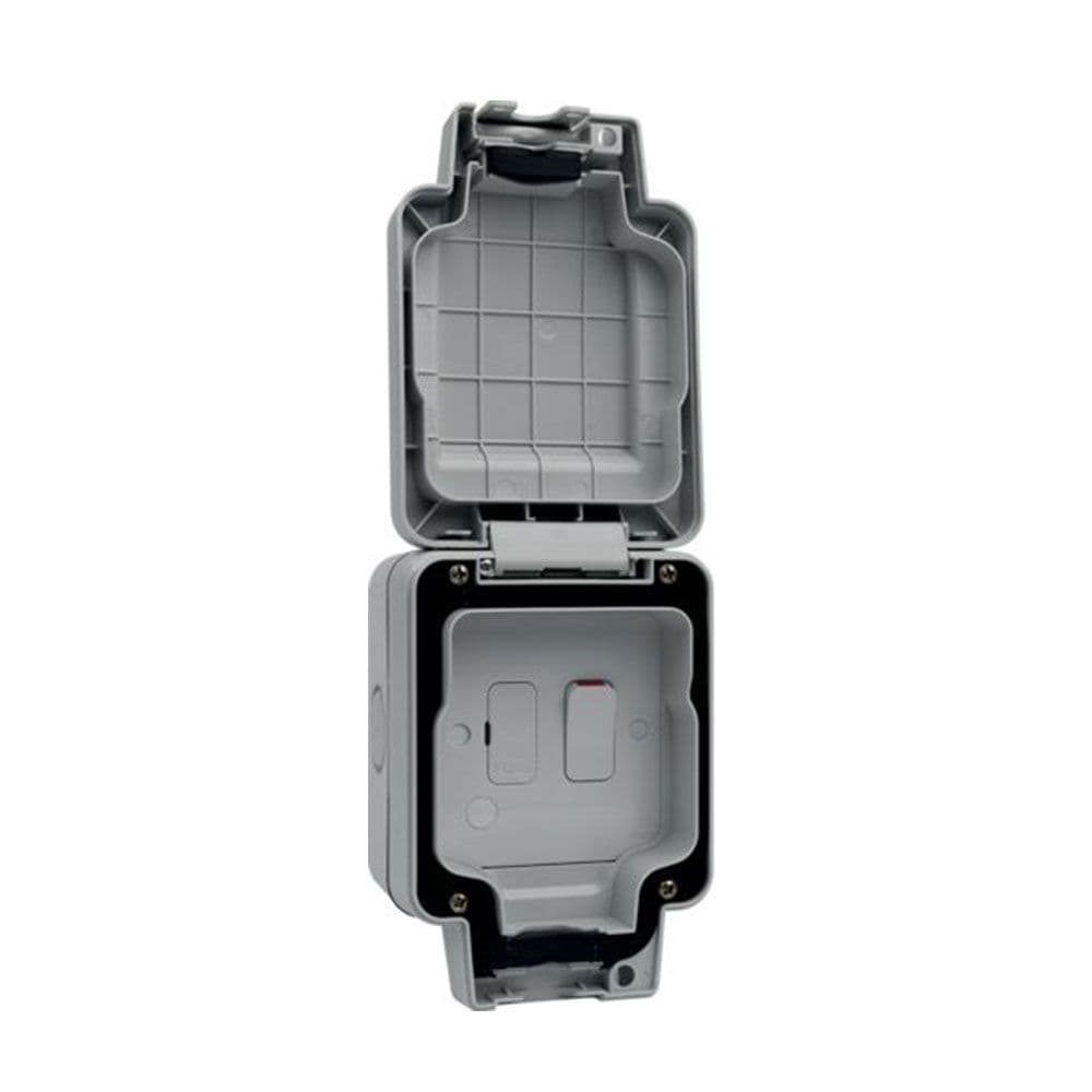 Hager Sollysta WXPSSU83FO IP66 13A DP Switched Fused Spur + Flex Outlet ...